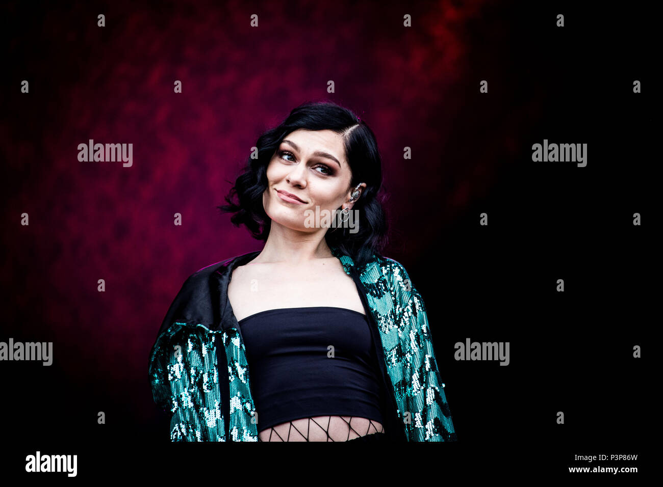 Jessie j hi-res stock photography and images - Alamy