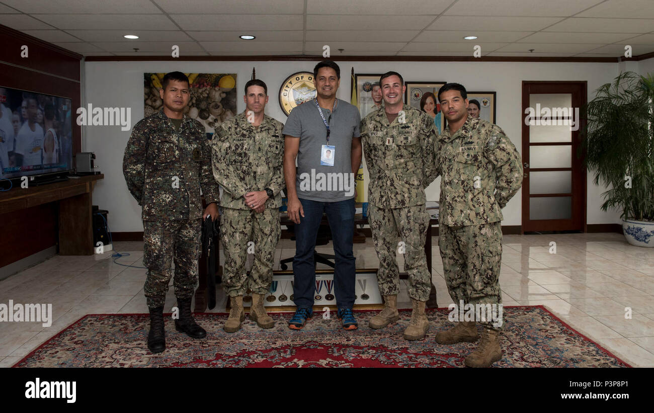 Underwater demolition teams hi-res stock photography and images - Alamy