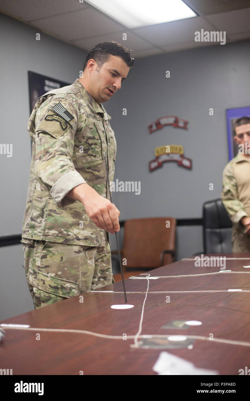 U.S. Army Senior Leaders of Foxtrot Company, 2nd Assault Helicopter ...