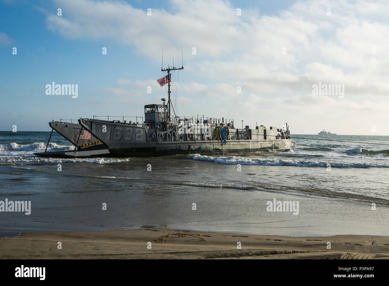 MARINE CORPS BASE CAMP PENDLETON, Calif. - Sailors from the Makin ...