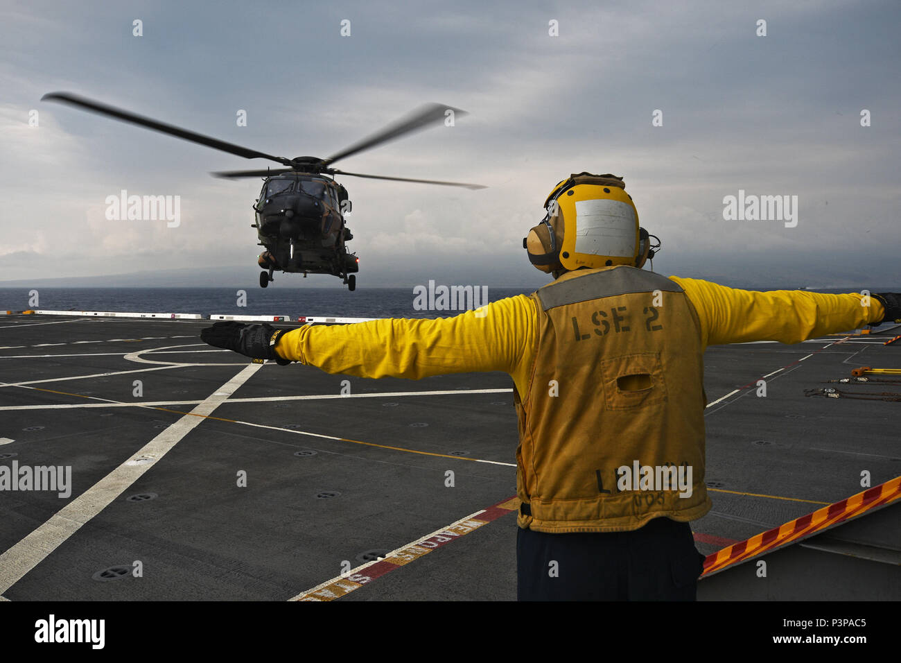 Mrh 90 taipan australia hi-res stock photography and images - Alamy