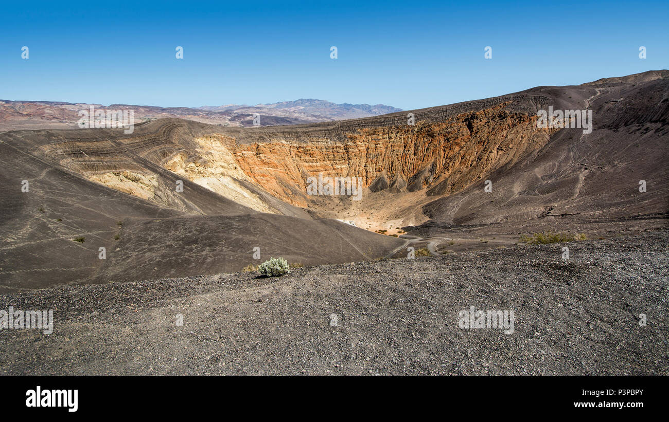 Depression land feature hi-res stock photography and images - Alamy