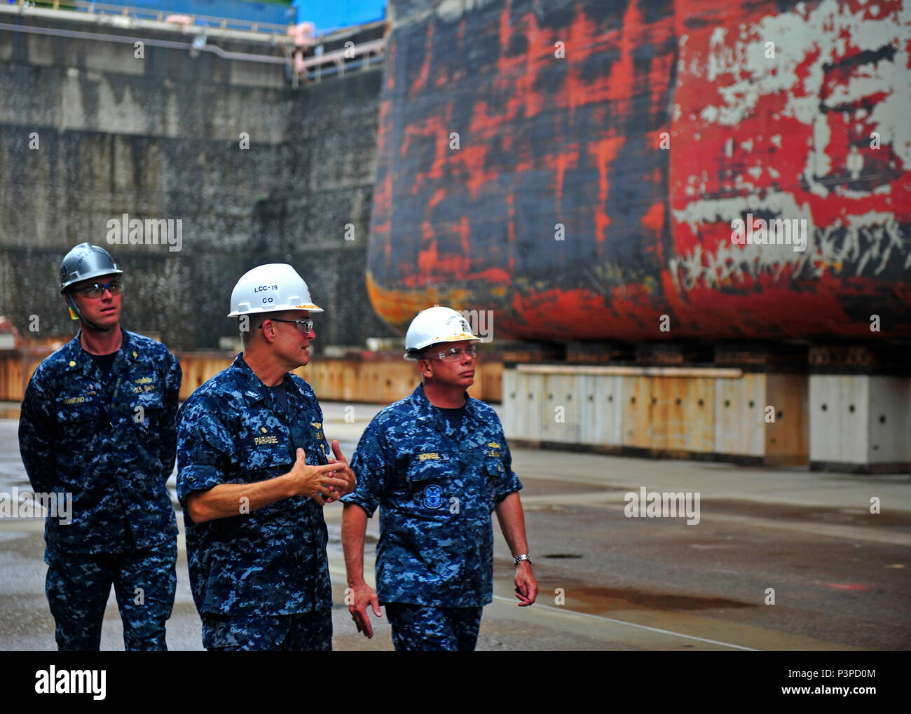160722-N-KG618-090 YOKOSUKA, Japan (July 22, 2016) - Commanding Officer ...