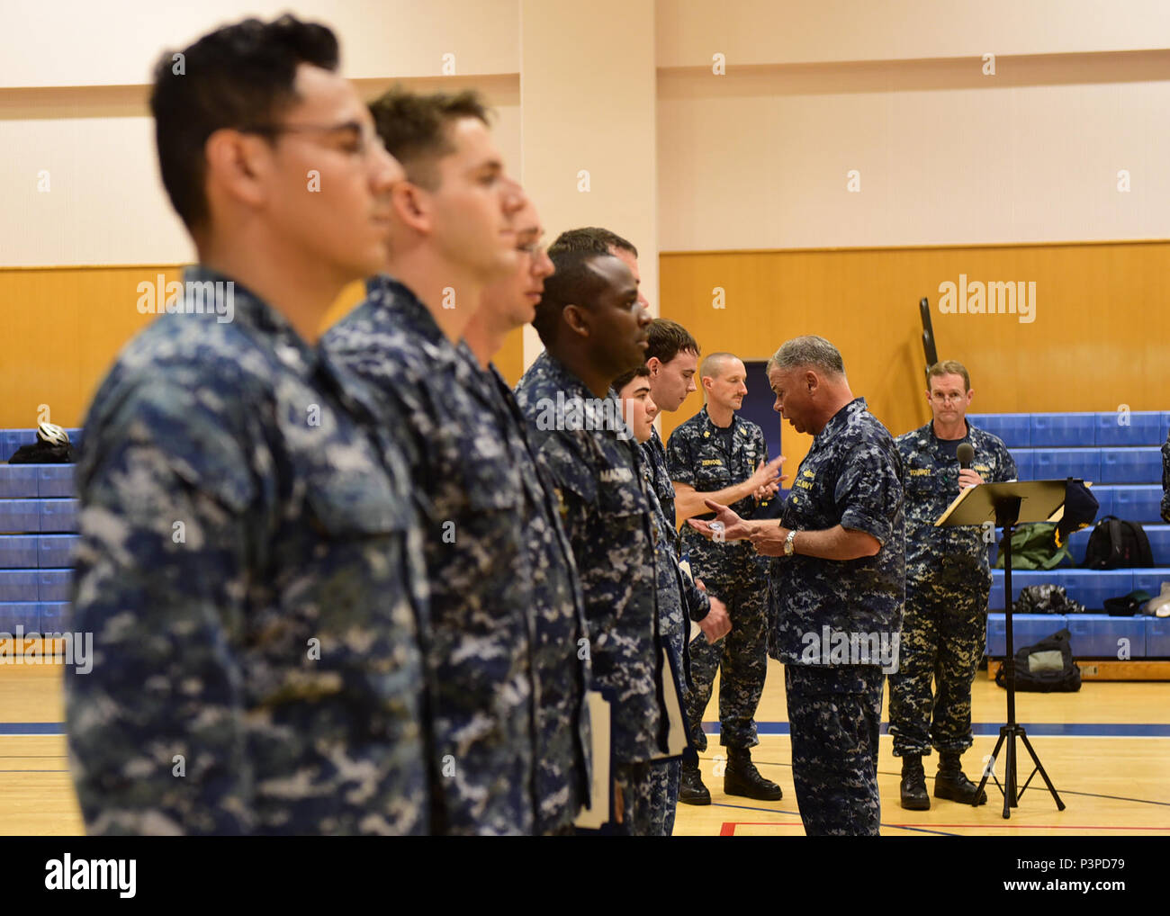 160722-N-NM917-030 YOKOSUKA, Japan (July 22, 2016) - Commander, Task ...