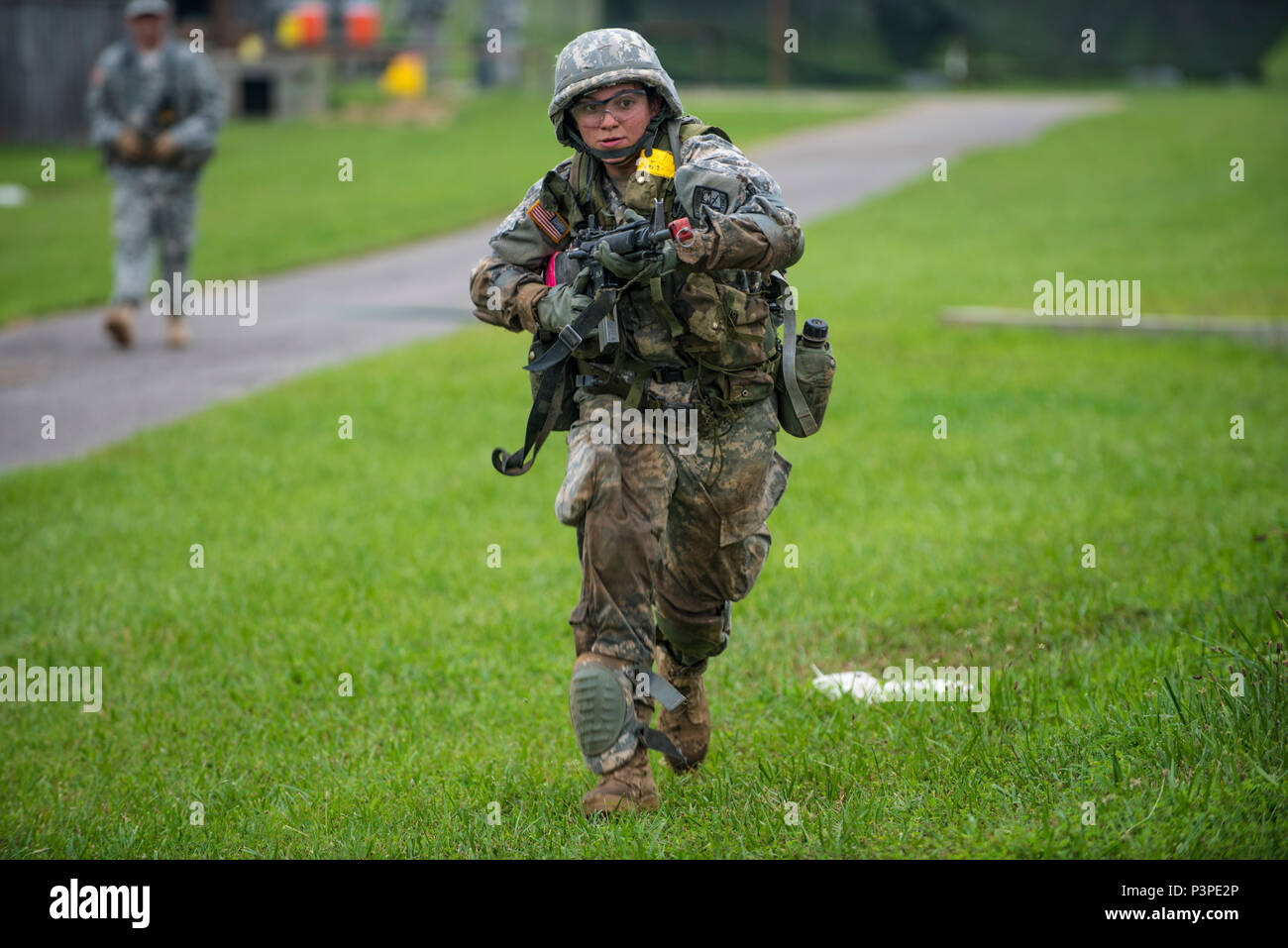 Fort knox kentucky drill sergeant hi-res stock photography and images ...