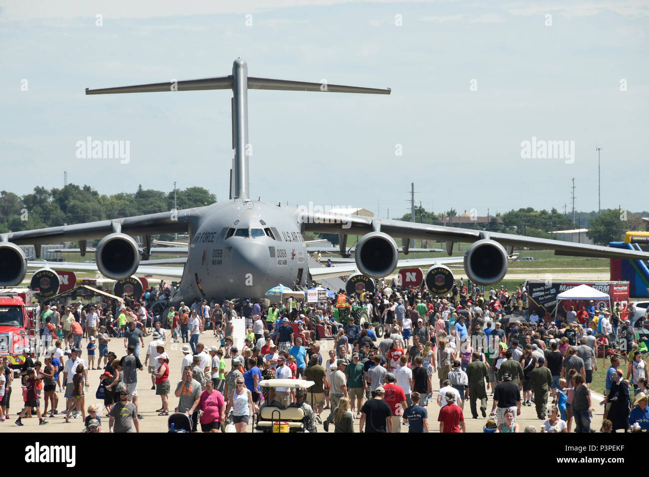 Despite the heat, crowds flocked to the Sioux Falls Airshow to see ...