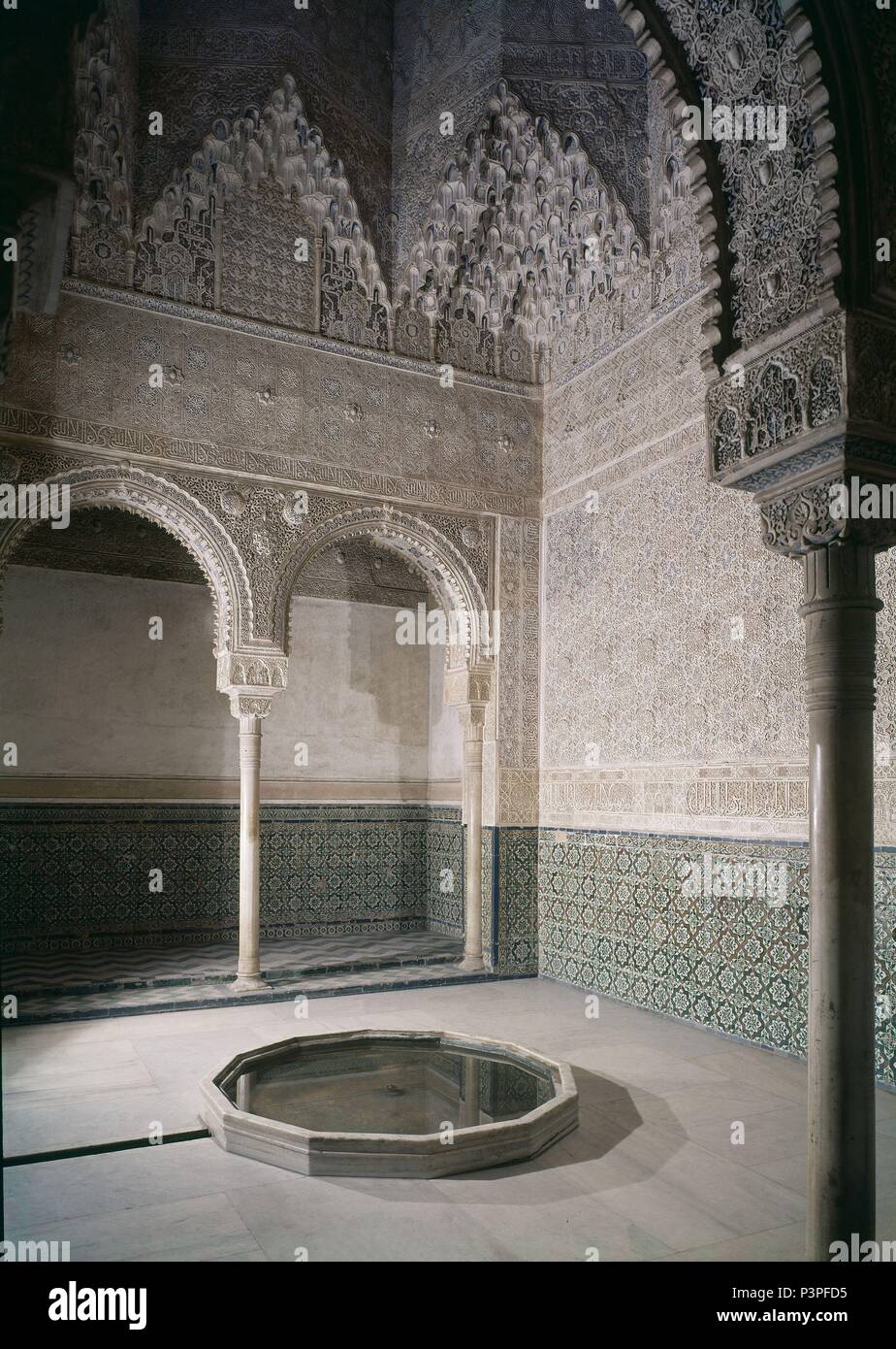 Hall of the Abencerrajes. Sala de los Abencerrajes. Granada, Alhambra ...