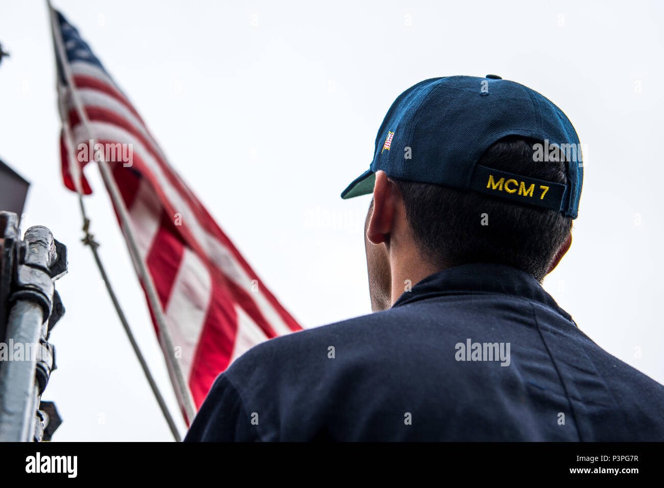 Minesweeper uss patriot mcm 7 hi-res stock photography and images - Alamy