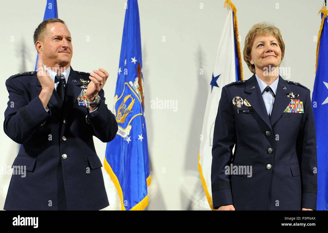 Gen. David L. Goldfein, 21st Chief of Staff of the Air Force, applauds ...