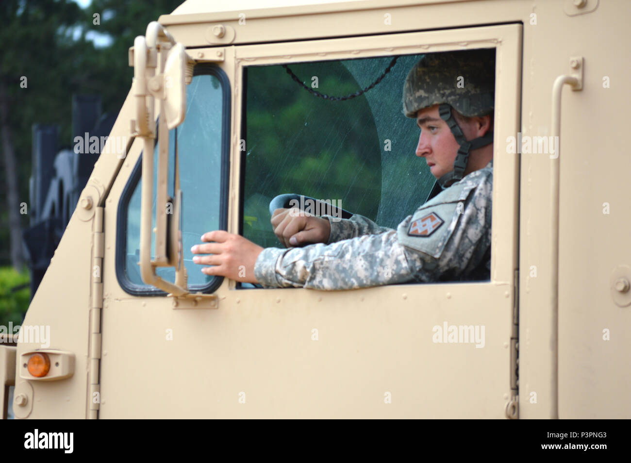 Hemtt m978 hi-res stock photography and images - Alamy