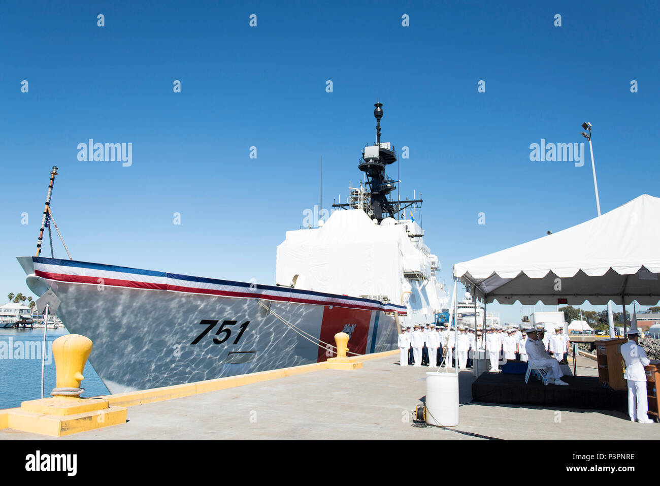 Speed 28 knots hi-res stock photography and images - Alamy