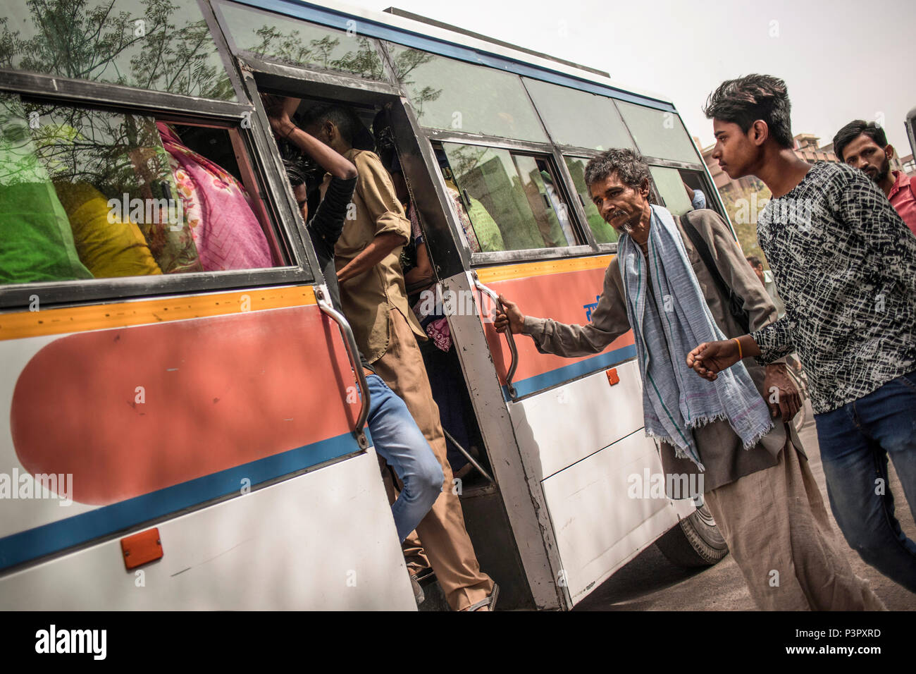 Public Transport India Stock Photos & Public Transport India Stock ...