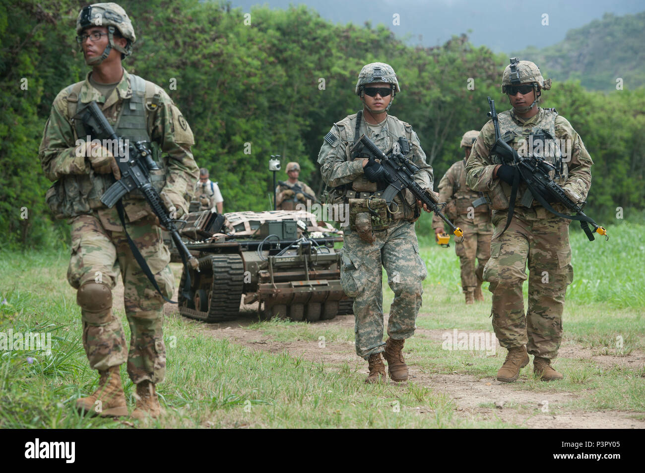 Battle tank formation hi-res stock photography and images - Alamy