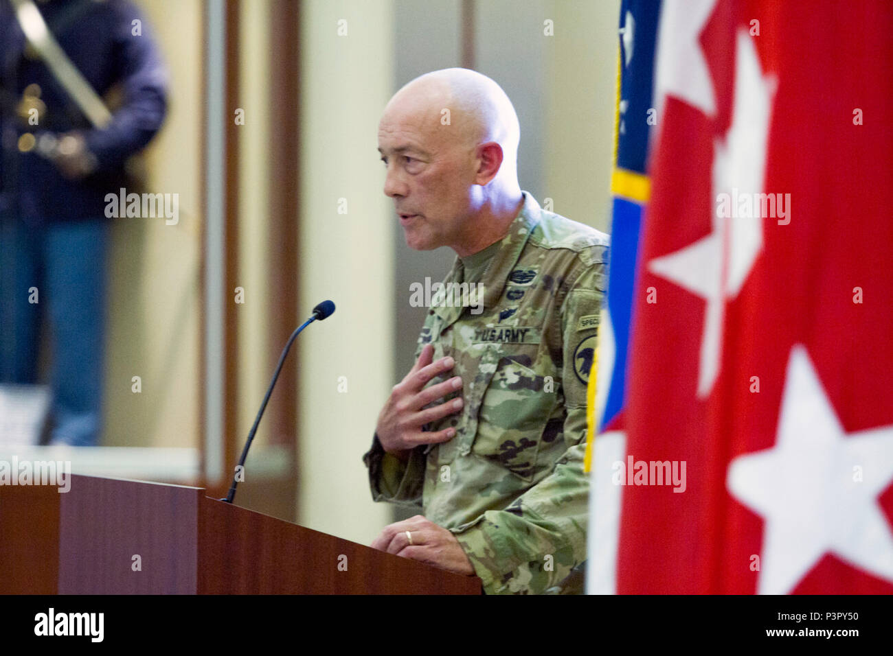 Robert luckey hi-res stock photography and images - Alamy