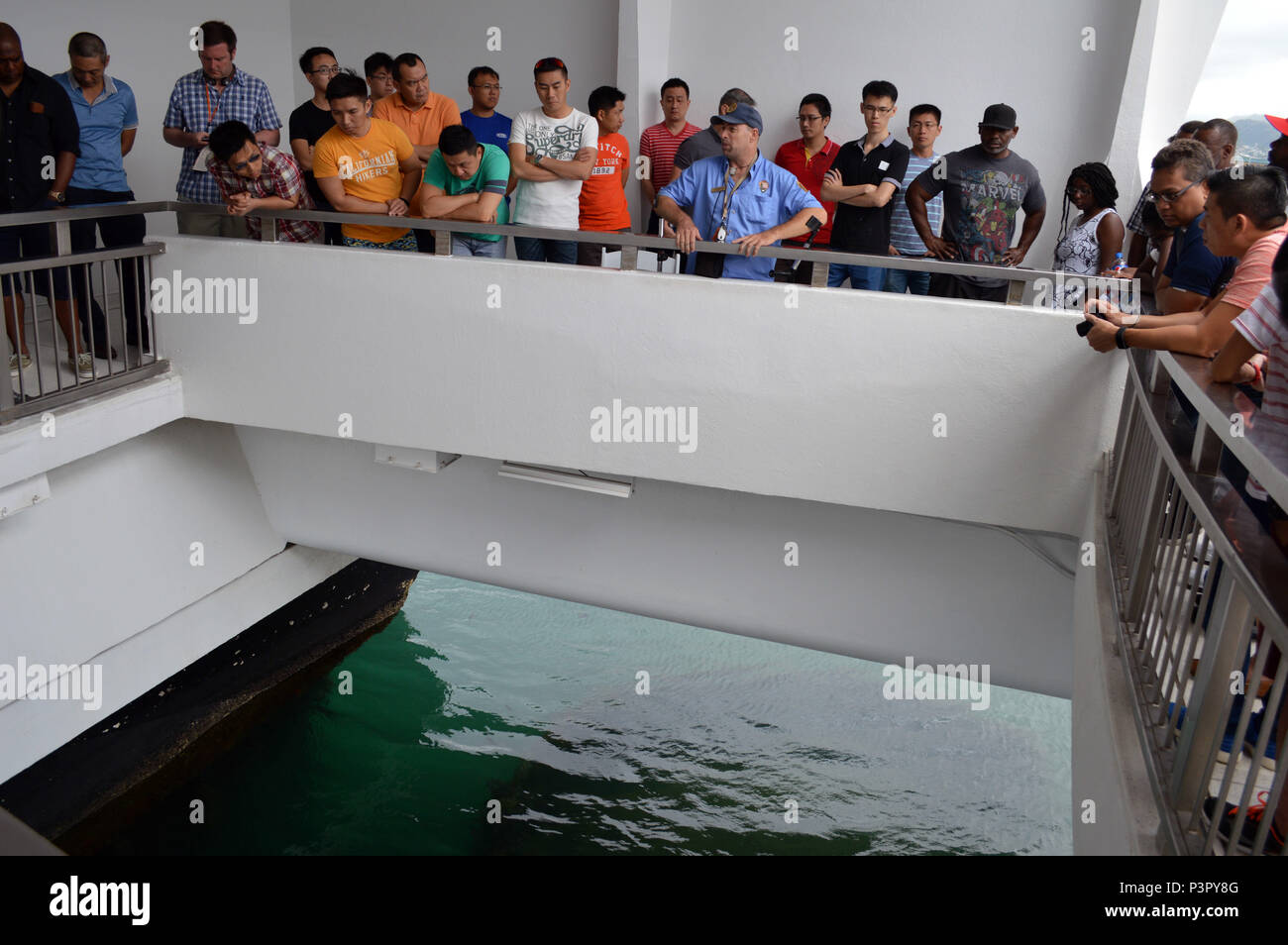 Soldiers assigned to the 9th Infantry Brigade, 6th Division, Singapore ...
