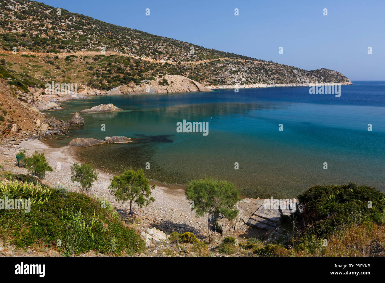 View of Vlychada beach on Fourni island, Greece Stock Photo - Alamy