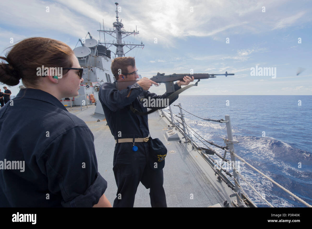 160725-N-WM647-008 PHILIPPINE SEA (July 25, 2016) Gunner's Mate 1st ...