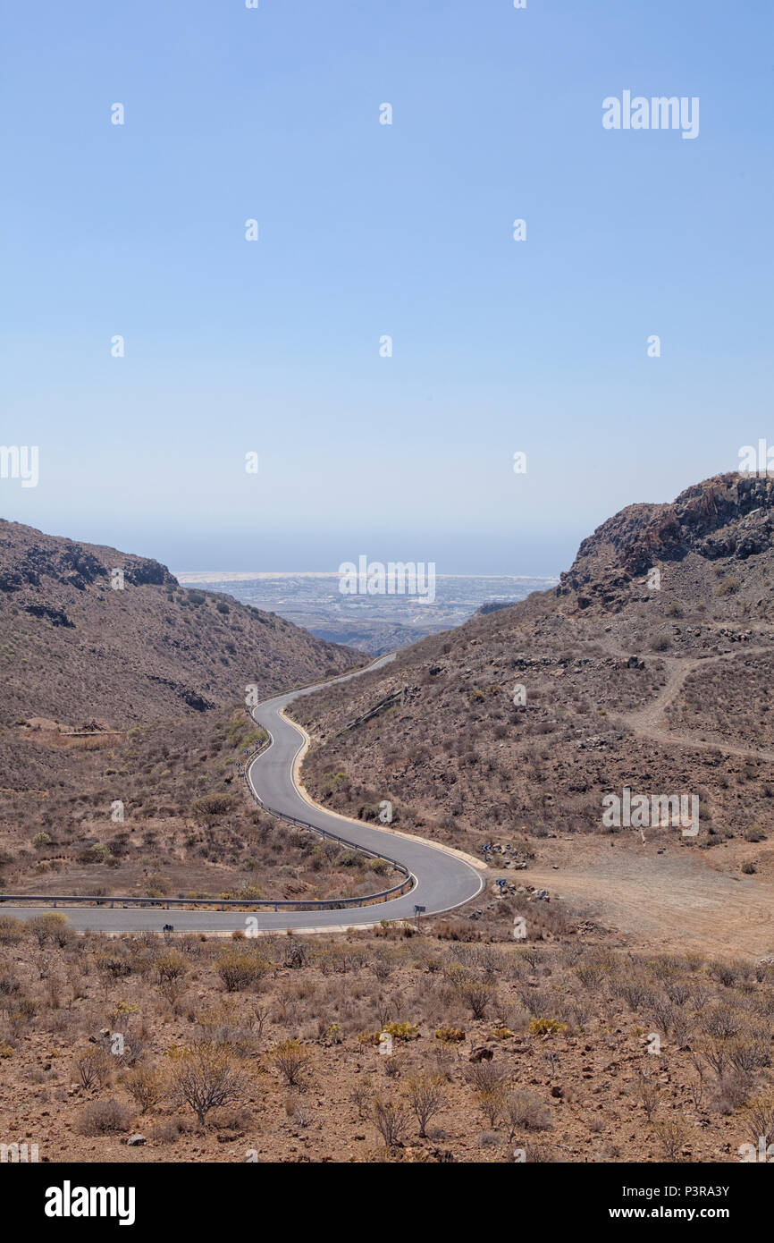 Downhill road hi-res stock photography and images - Alamy