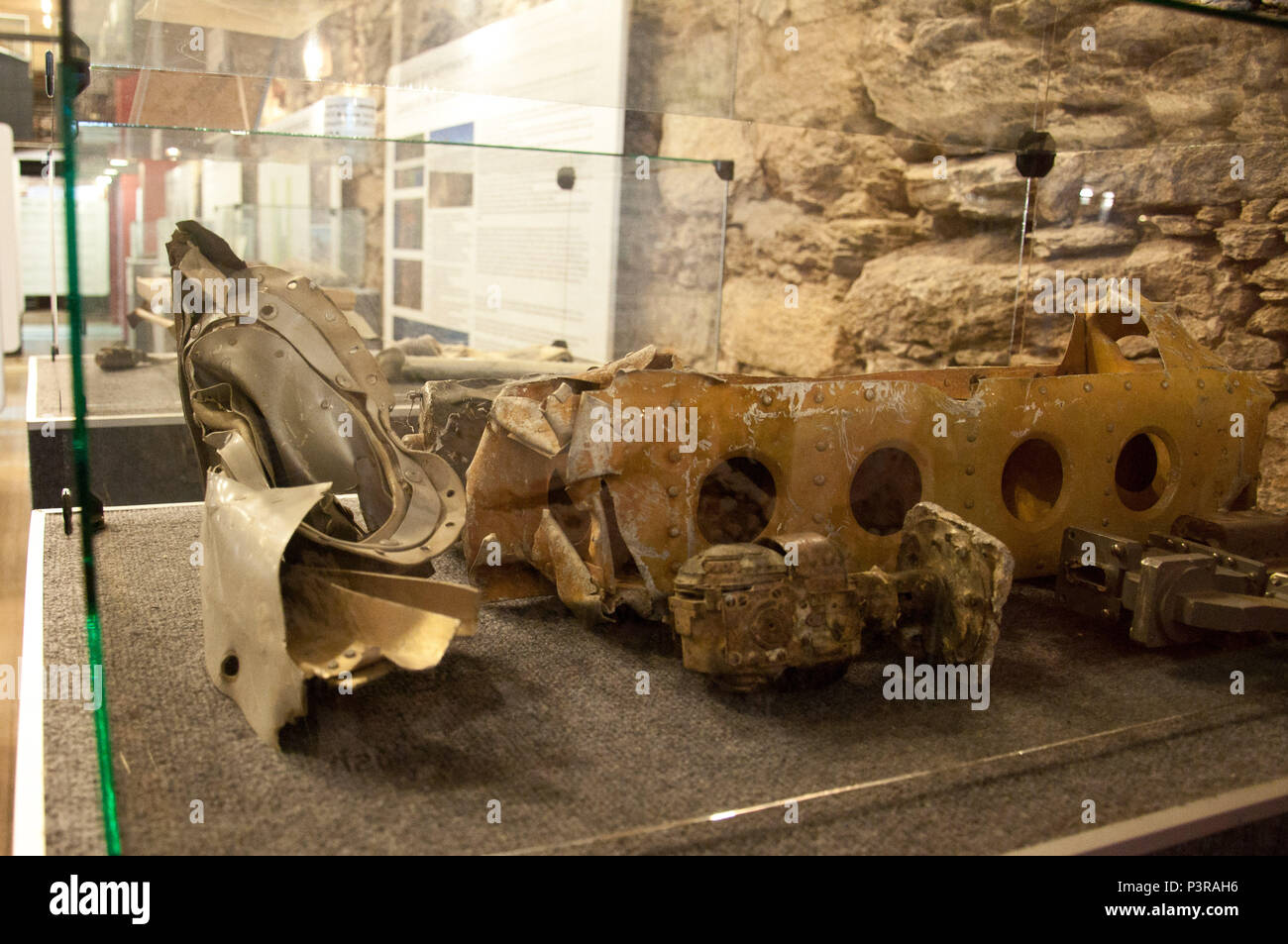 MONTEVIDÉU, URUGUAI - 21.08.2015: MUSEUS DE MONTEVIDÉU - Destroços do ...