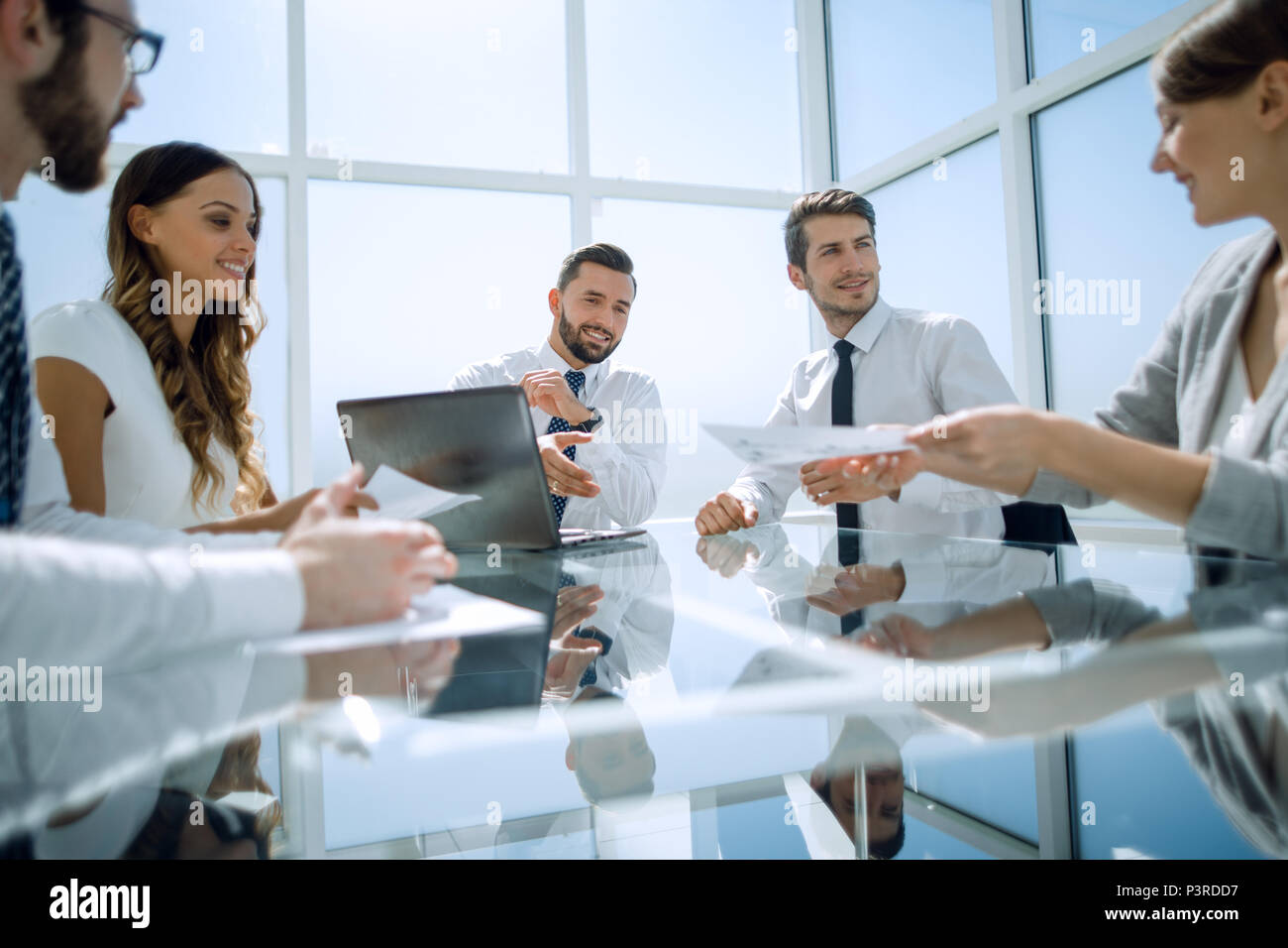 Business projec hi-res stock photography and images - Alamy