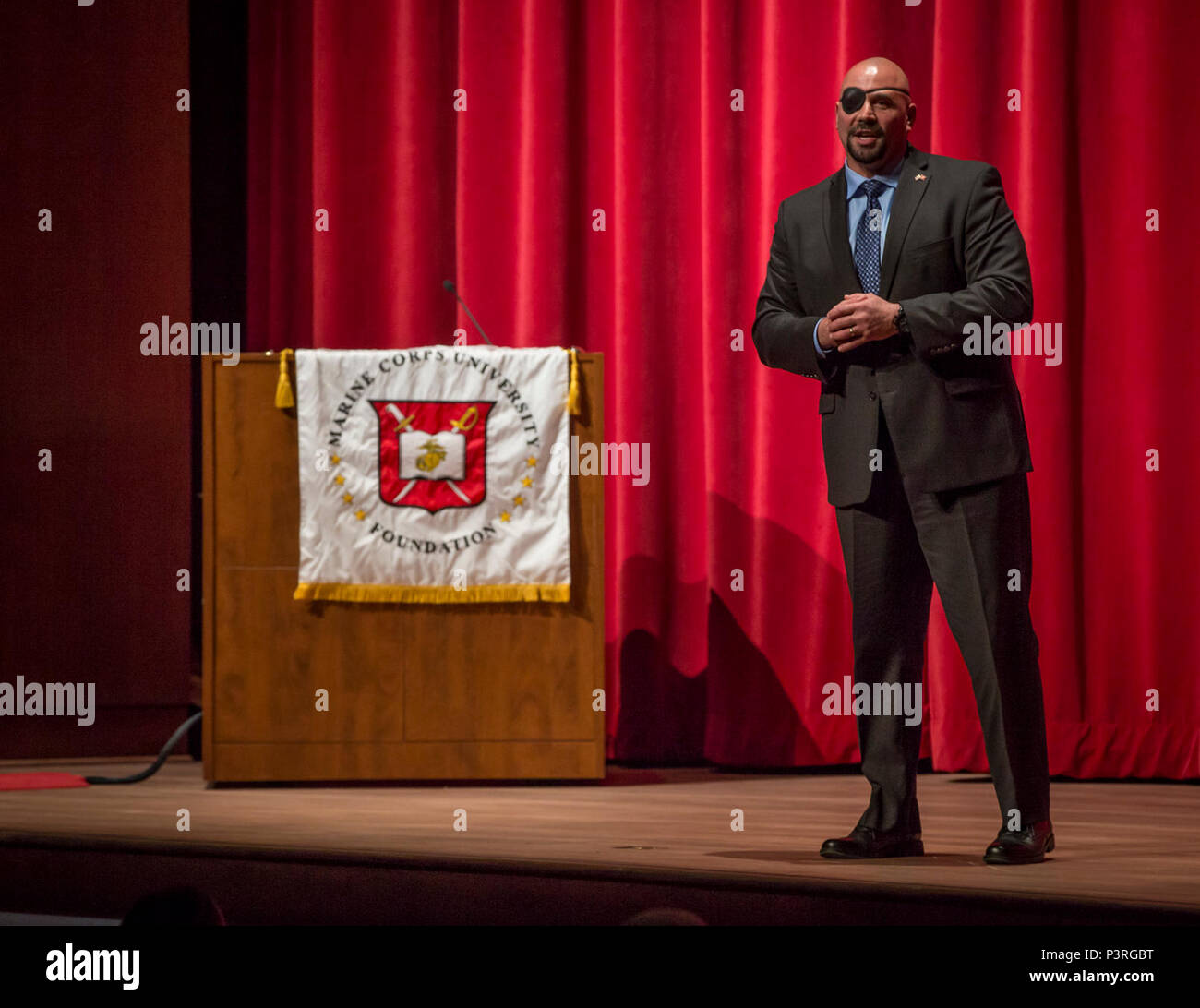 Usmc comcam feature hi-res stock photography and images - Alamy