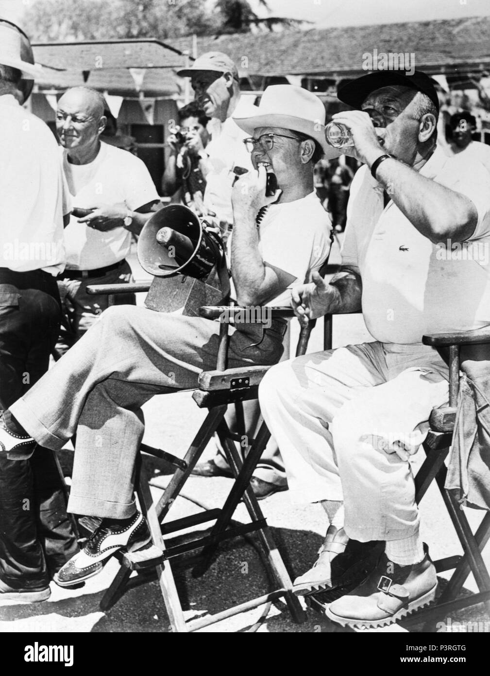 Mickey rooney on set hi-res stock photography and images - Alamy