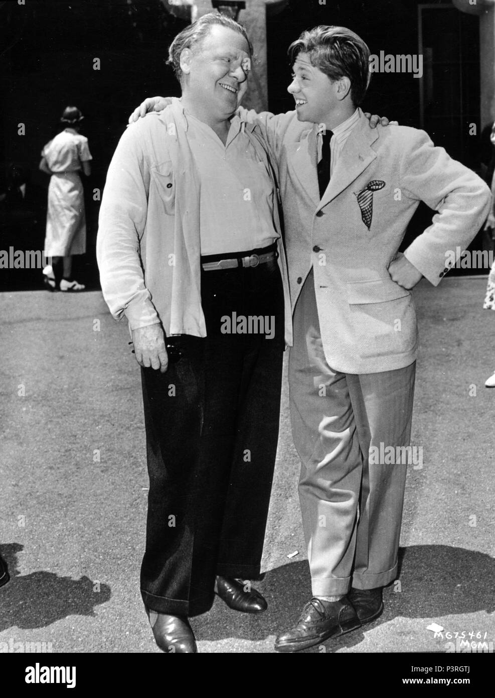 Description: El actor junto a su padre Joe Yule.. Stars: MICKEY ROONEY ...