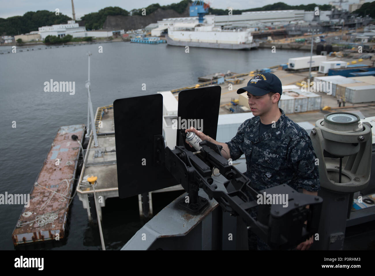 160727-N-WA993-044 YOKOSUKA, Japan (June 27, 2016) Gunner’s Mate 3rd ...