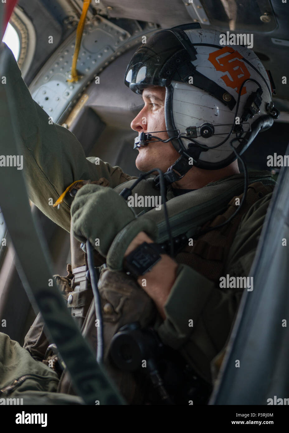 160726-N-LQ653-245 PACIFIC OCEAN (July 26, 2016) Naval Aircrewman ...
