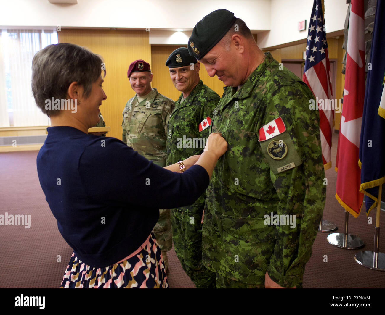 David franks hi-res stock photography and images - Alamy