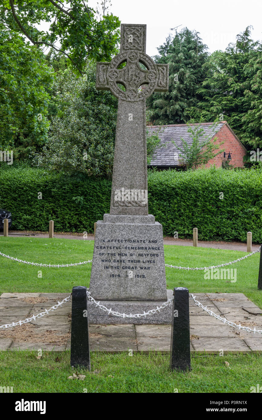 Ww1 memorial england village hi-res stock photography and images - Alamy