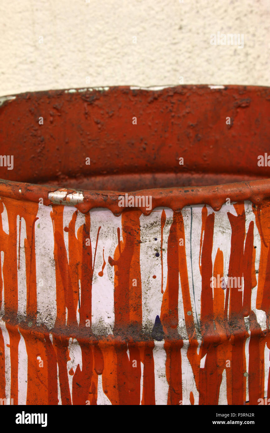 Color circle primary secondary paint hi-res stock photography and ...