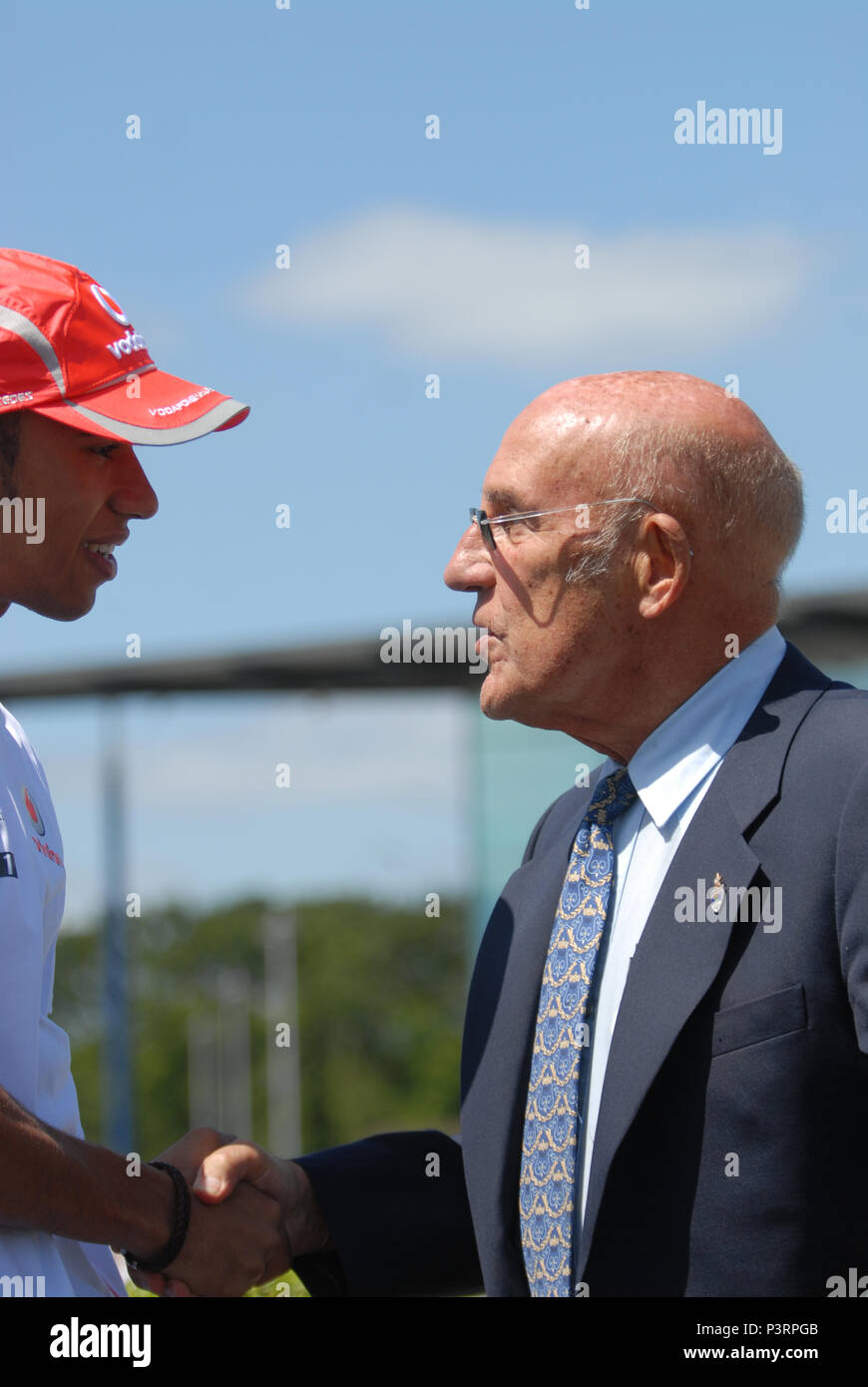 Sir stirling moss and formula one world champion lewis hamilton hi-res ...