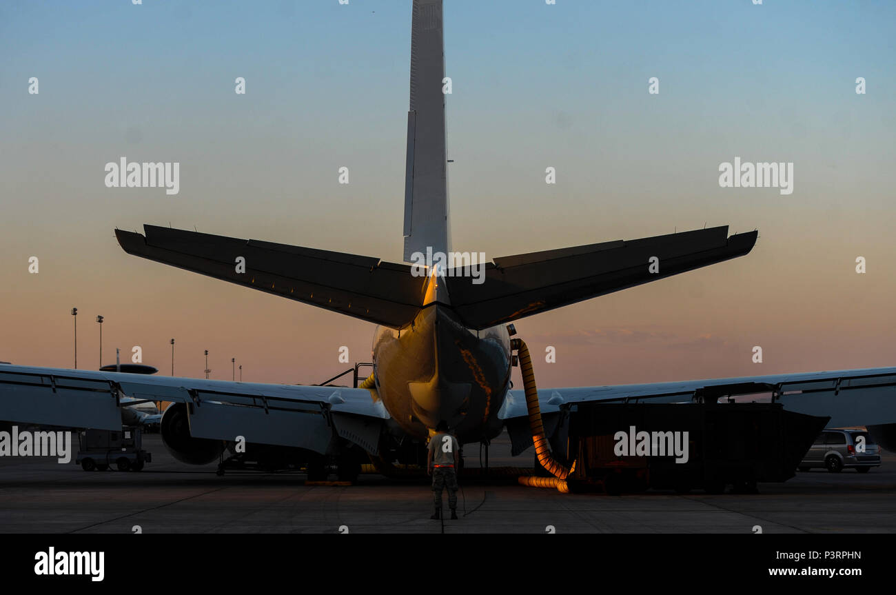 38th tactical reconnaissance squadron hi-res stock photography and ...