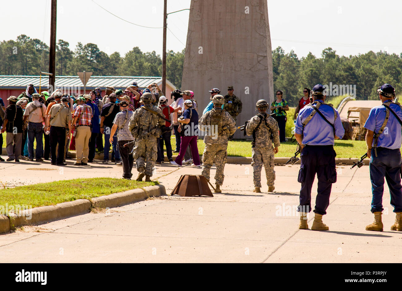New York Army National Guard Soldiers assigned to 1st Battalion, 69th ...