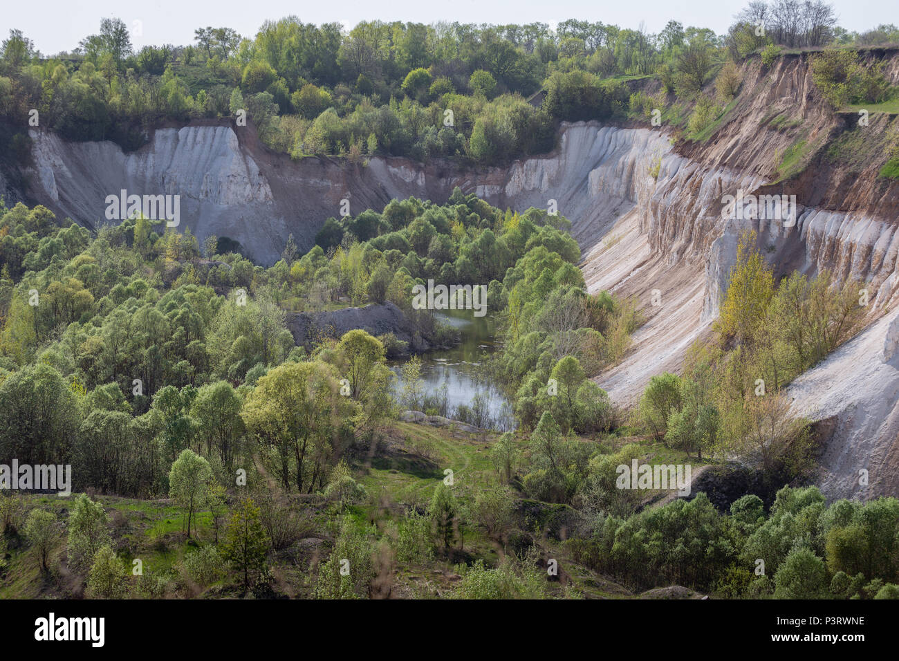 Old chalk quarry hi-res stock photography and images - Alamy
