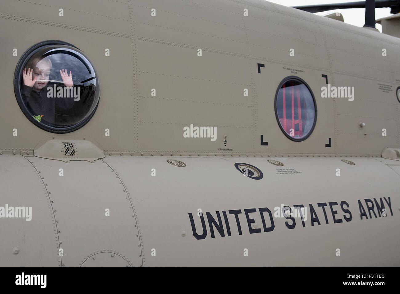 The CH-47D Chinook's bubble windows were a draw for most Arctic Thunder ...