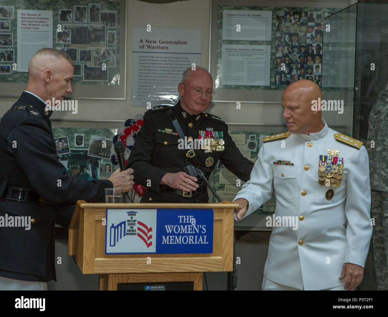 Vice adm sean a pybus hi-res stock photography and images - Alamy