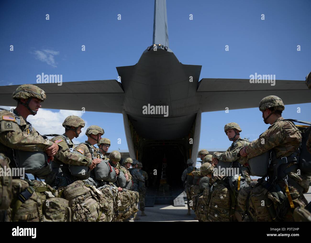U.S. Army 173rd Airborne Brigade paratroopers conduct sustained ...