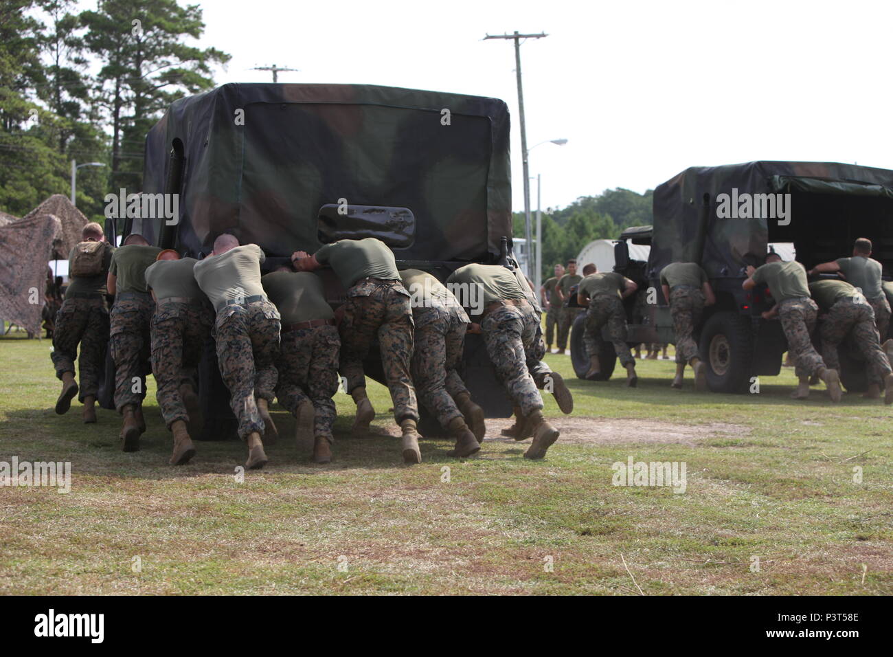 Marine wing communications squadron 28 hi-res stock photography and ...
