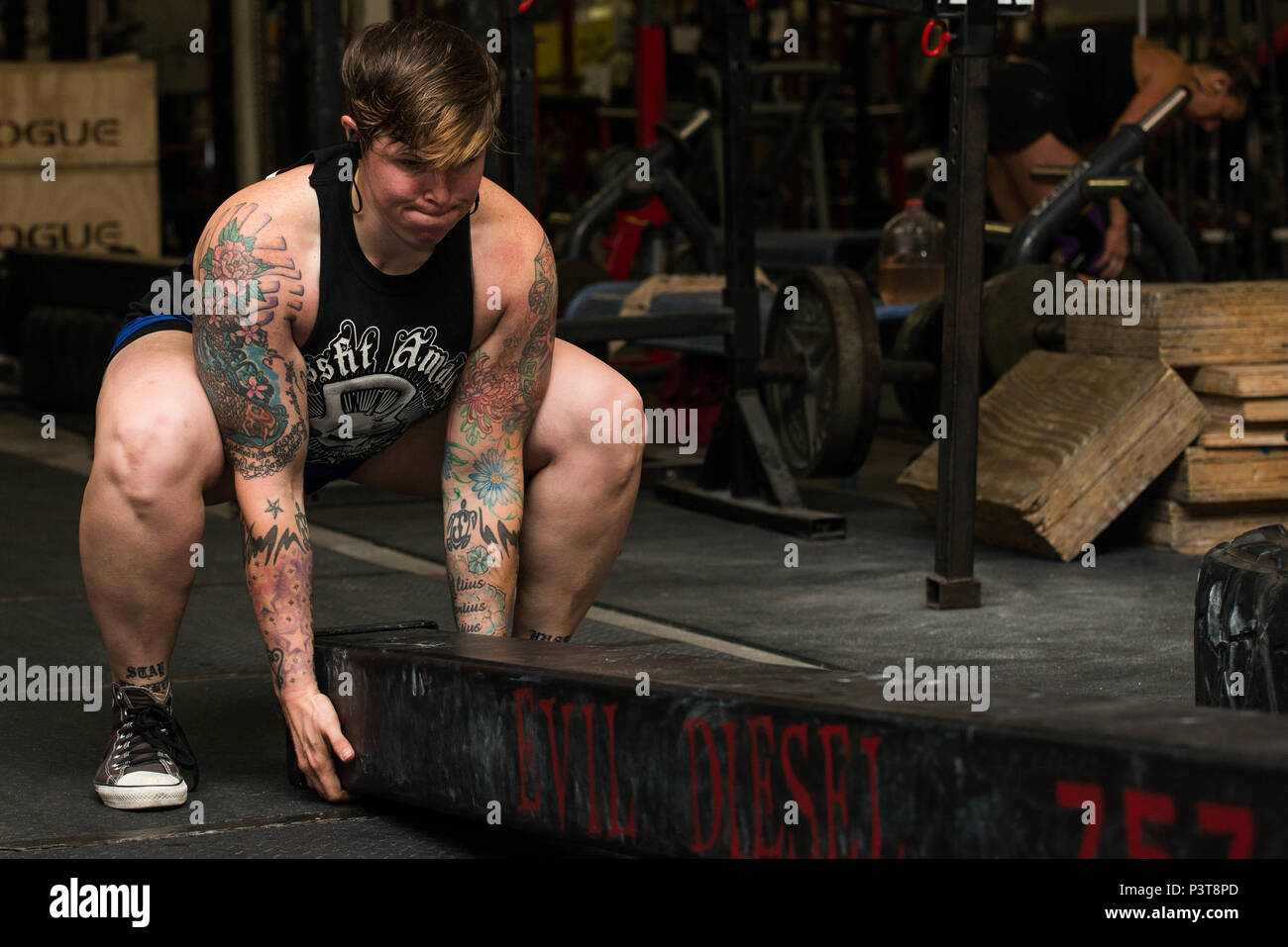 Professional strongman hi-res stock photography and images - Alamy
