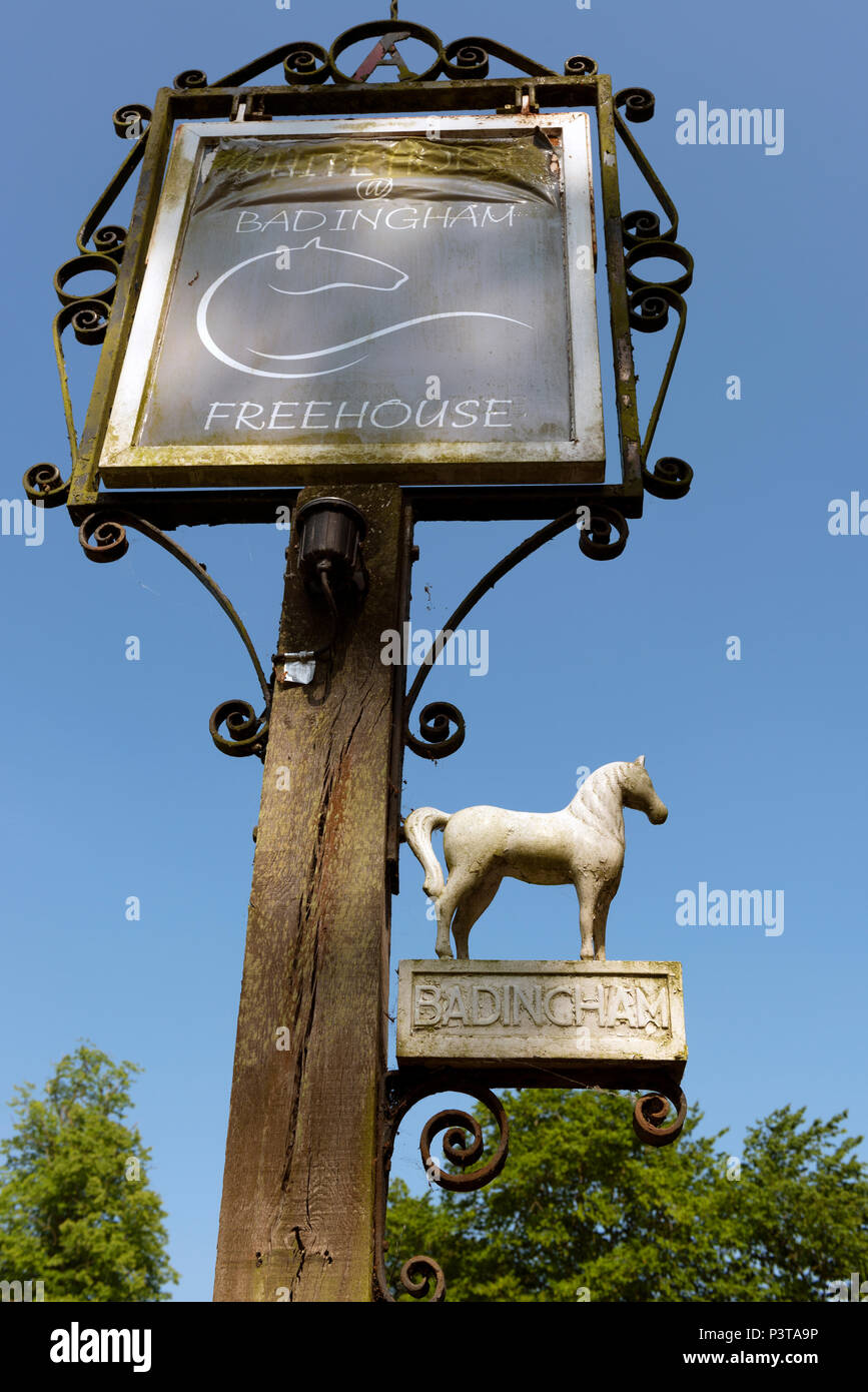 Suffolk public house village hi-res stock photography and images - Alamy