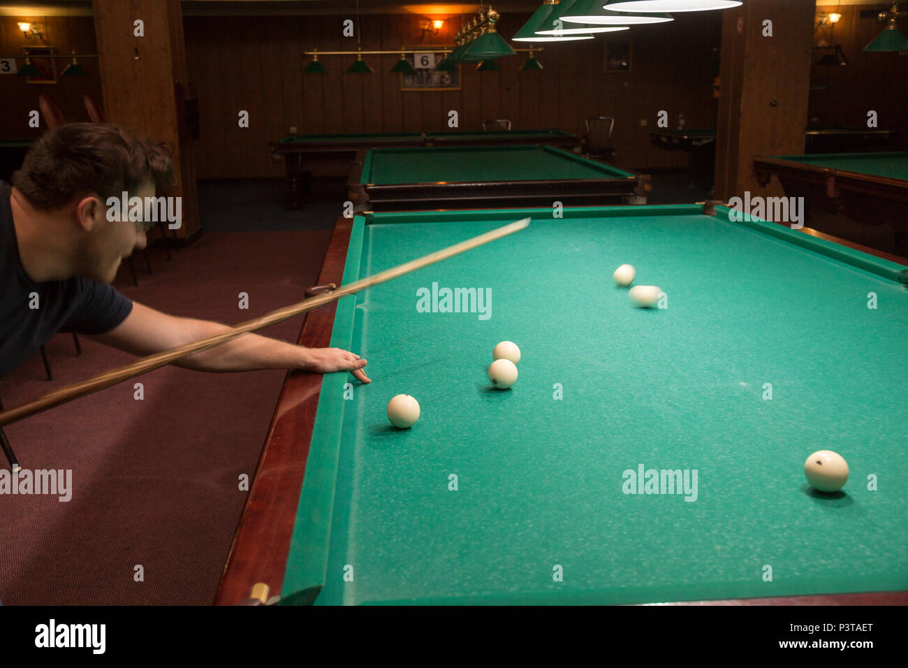 Billiards hi-res stock photography and images - Alamy