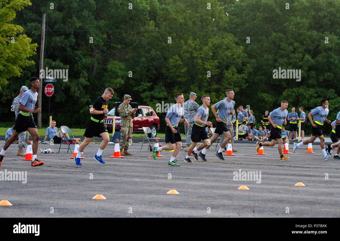 Army Reserve drill sergeants from Task Force Wolf grade Cadets ...