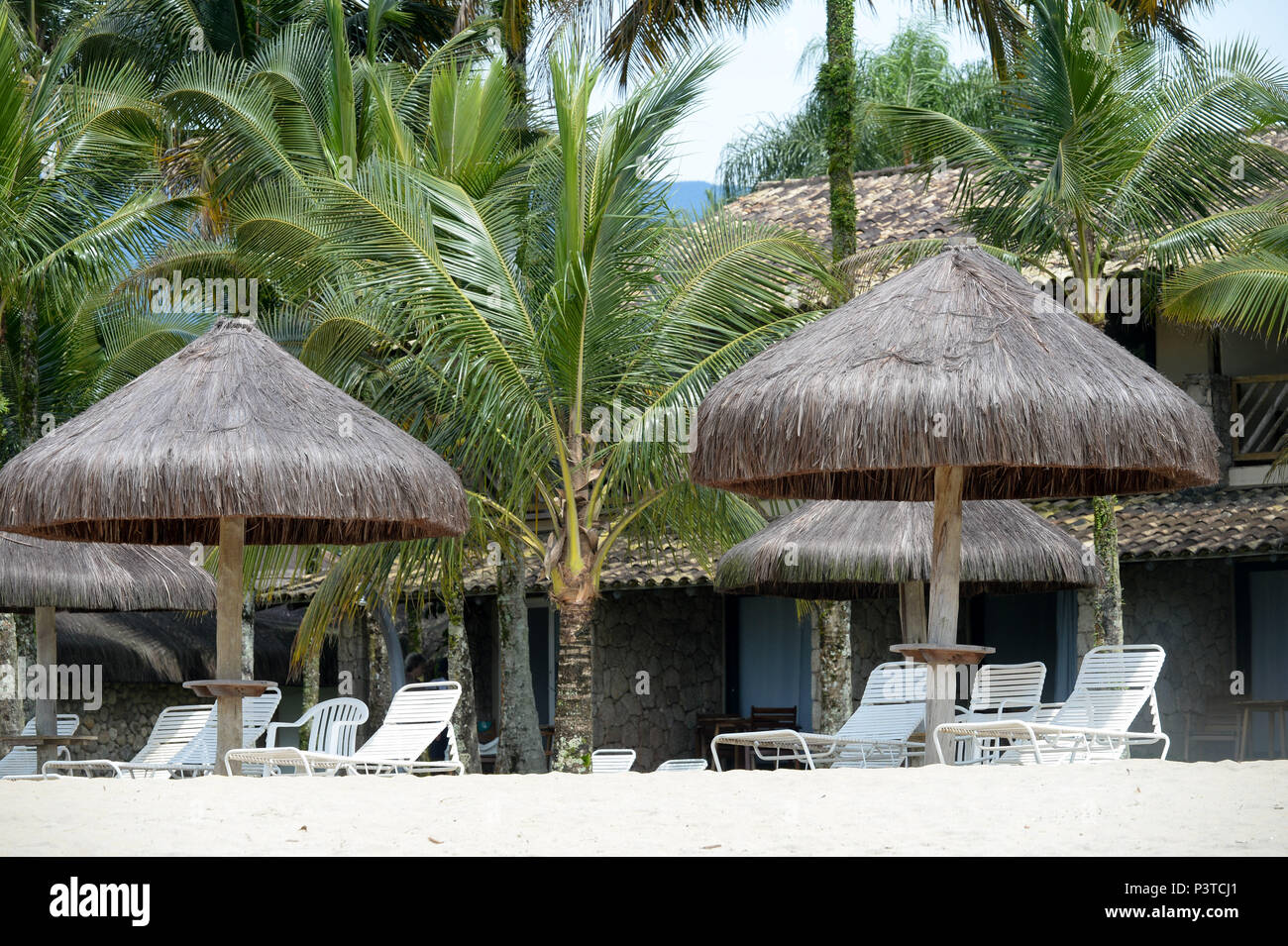 Quiosque Na Praia High Resolution Stock Photography and Images - Alamy