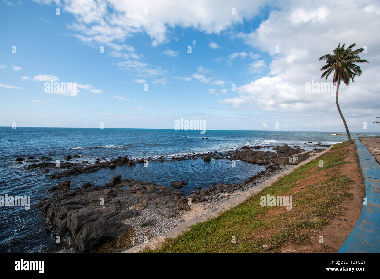 Praia de ondina hi-res stock photography and images - Alamy