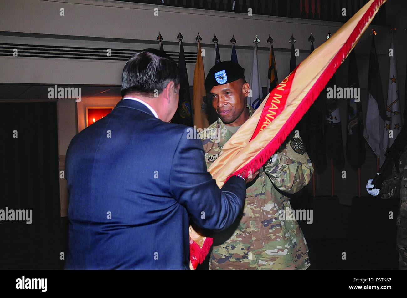 Col paul k brooks u s army garrison commander fort lee hi-res stock ...