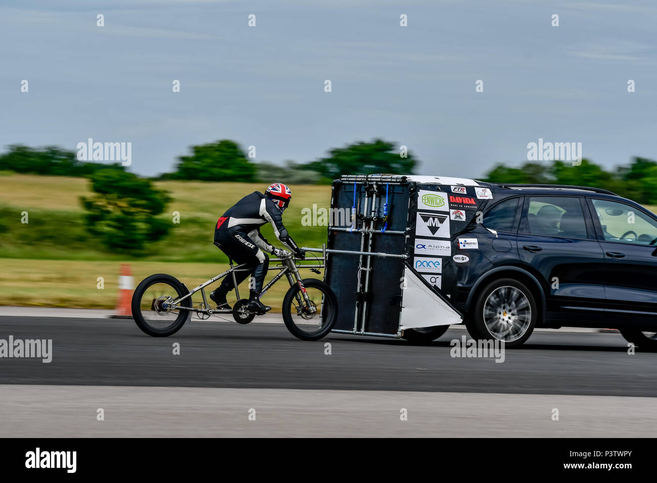 Elvington airfield hi-res stock photography and images - Alamy