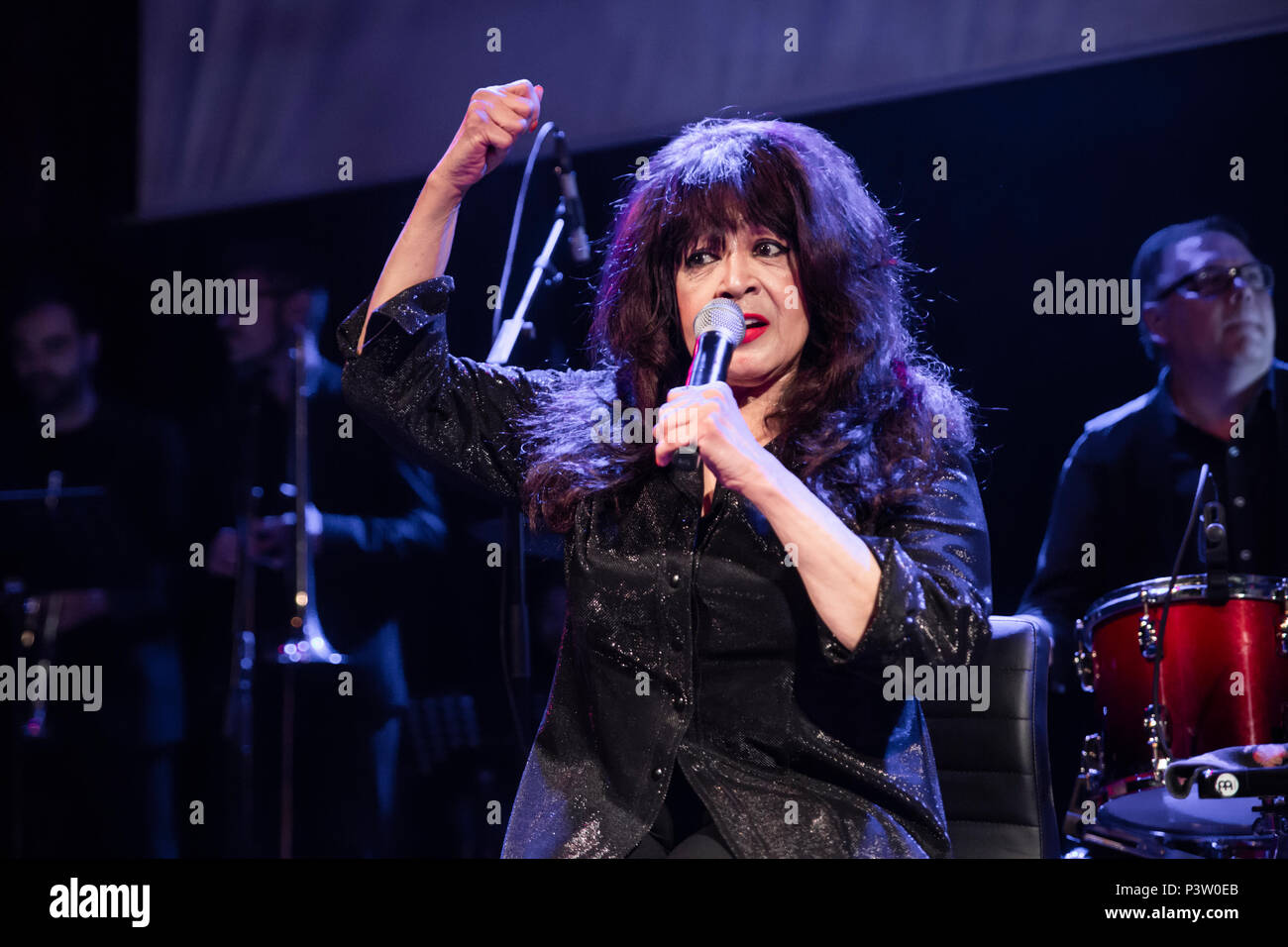 Spector hi-res stock photography and images - Alamy