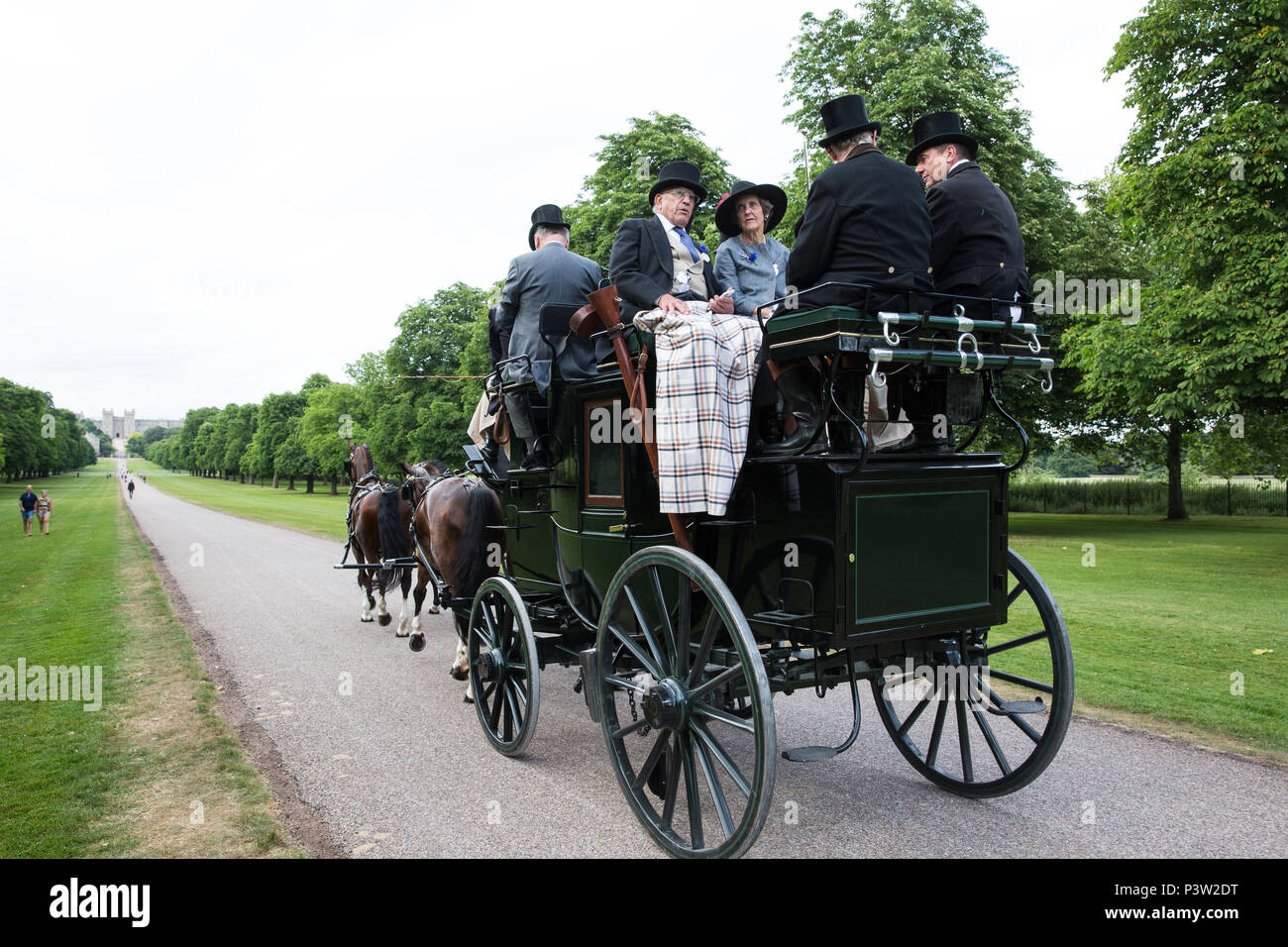 Royal Horse Drawn Carriage High Resolution Stock Photography and Images ...